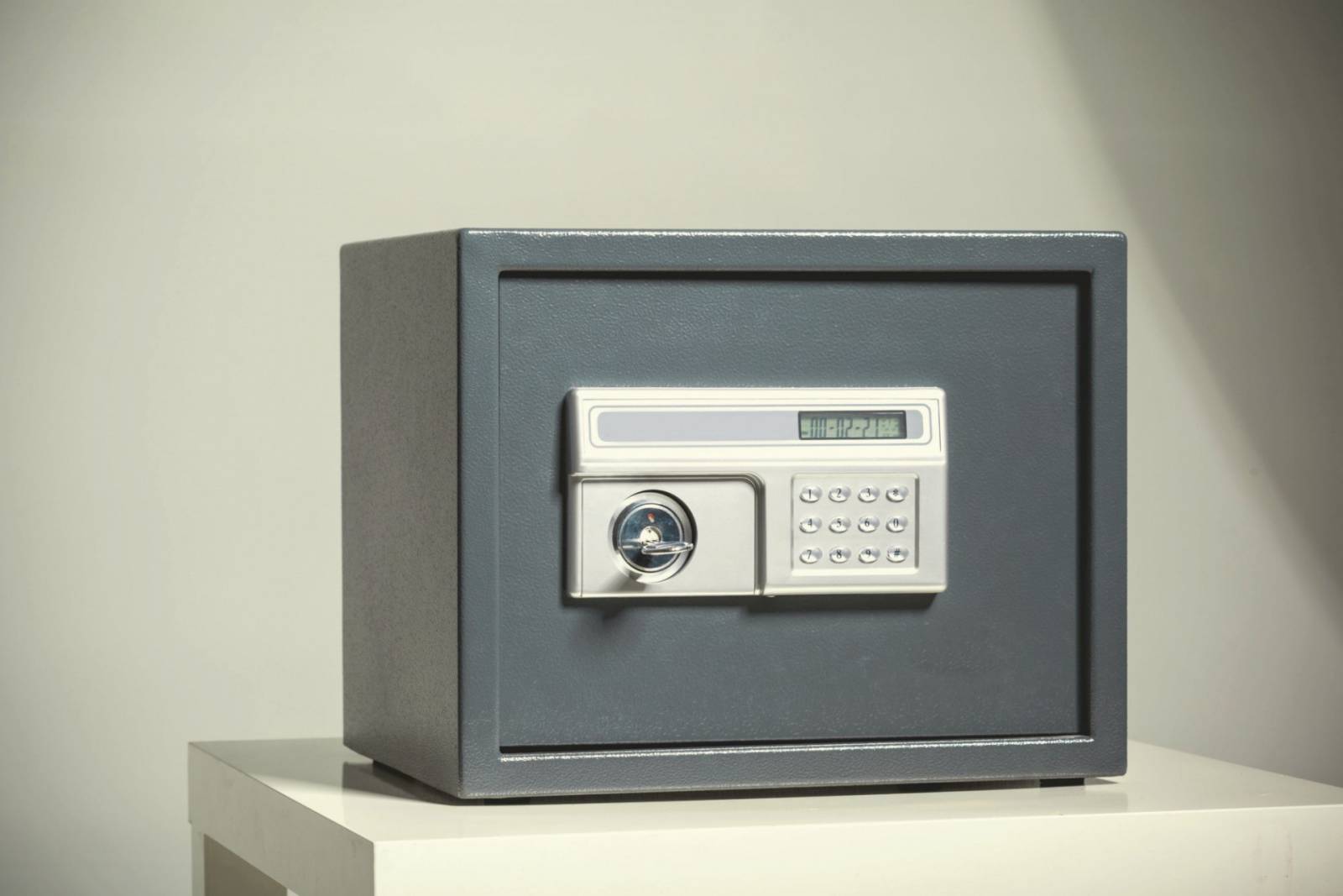 The Best Fireproof Gun Safes In 2025: Top-Rated & Hot Picks