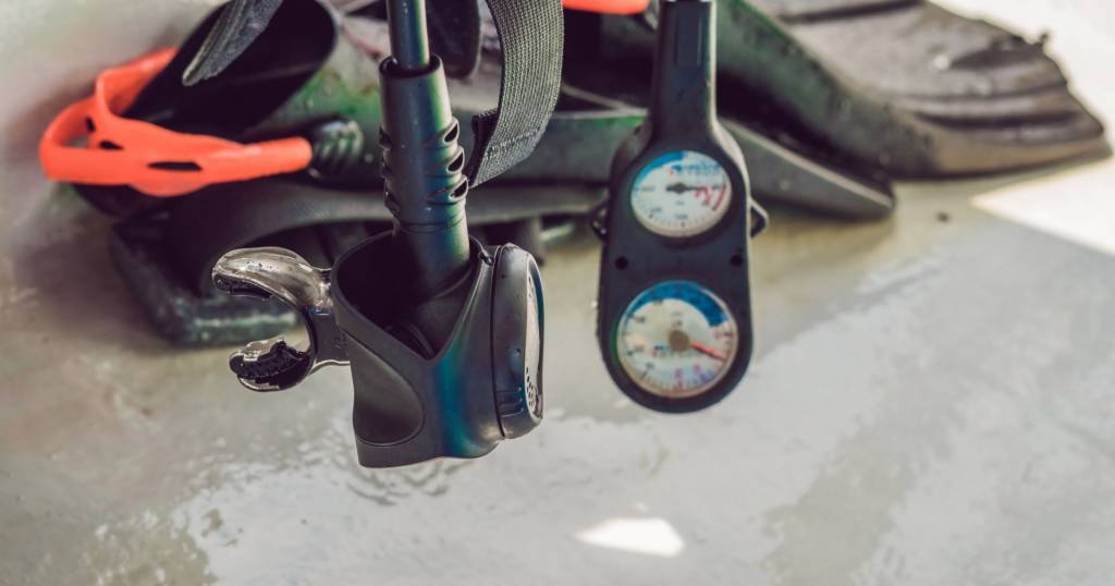 The Best Dive Compass: Buying Guide 2025