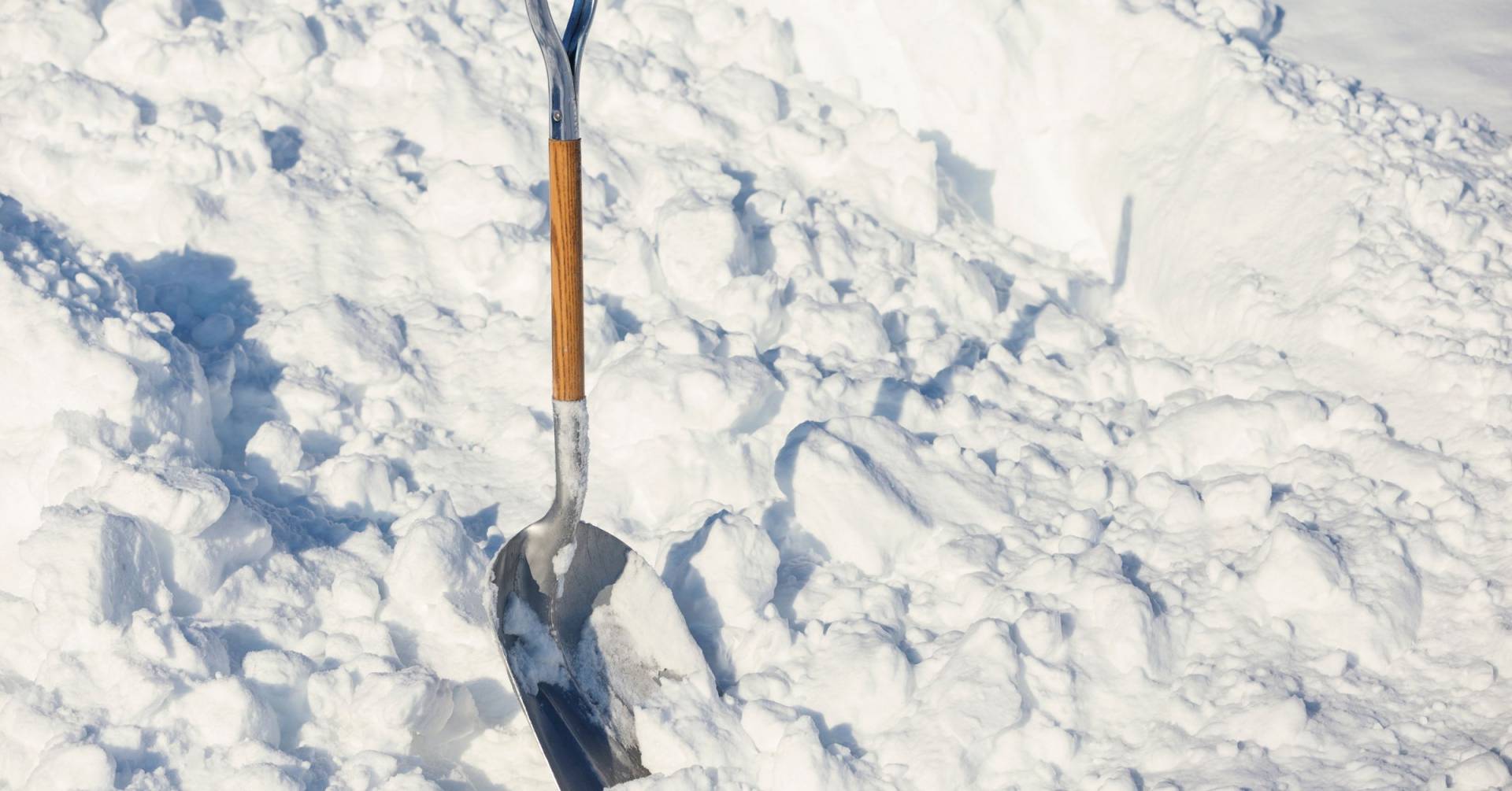 The Best Metal Snow Shovel Top Picks: Updated In December 2025